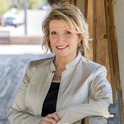 Jennifer Anteliz - Naperville - Baird & Warner